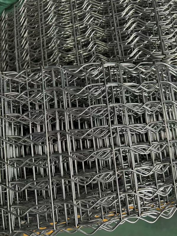 Zinc Coating CWC Reinforced Mesh 2.2 MM Pipeline Wire Mesh 6 8 10 Lines