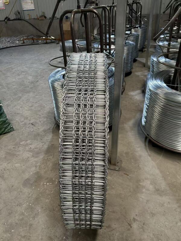 CWC Pipeline Reinforced Mesh Hole Size 25.4mmx67mm Spot Welded Pipeline ...