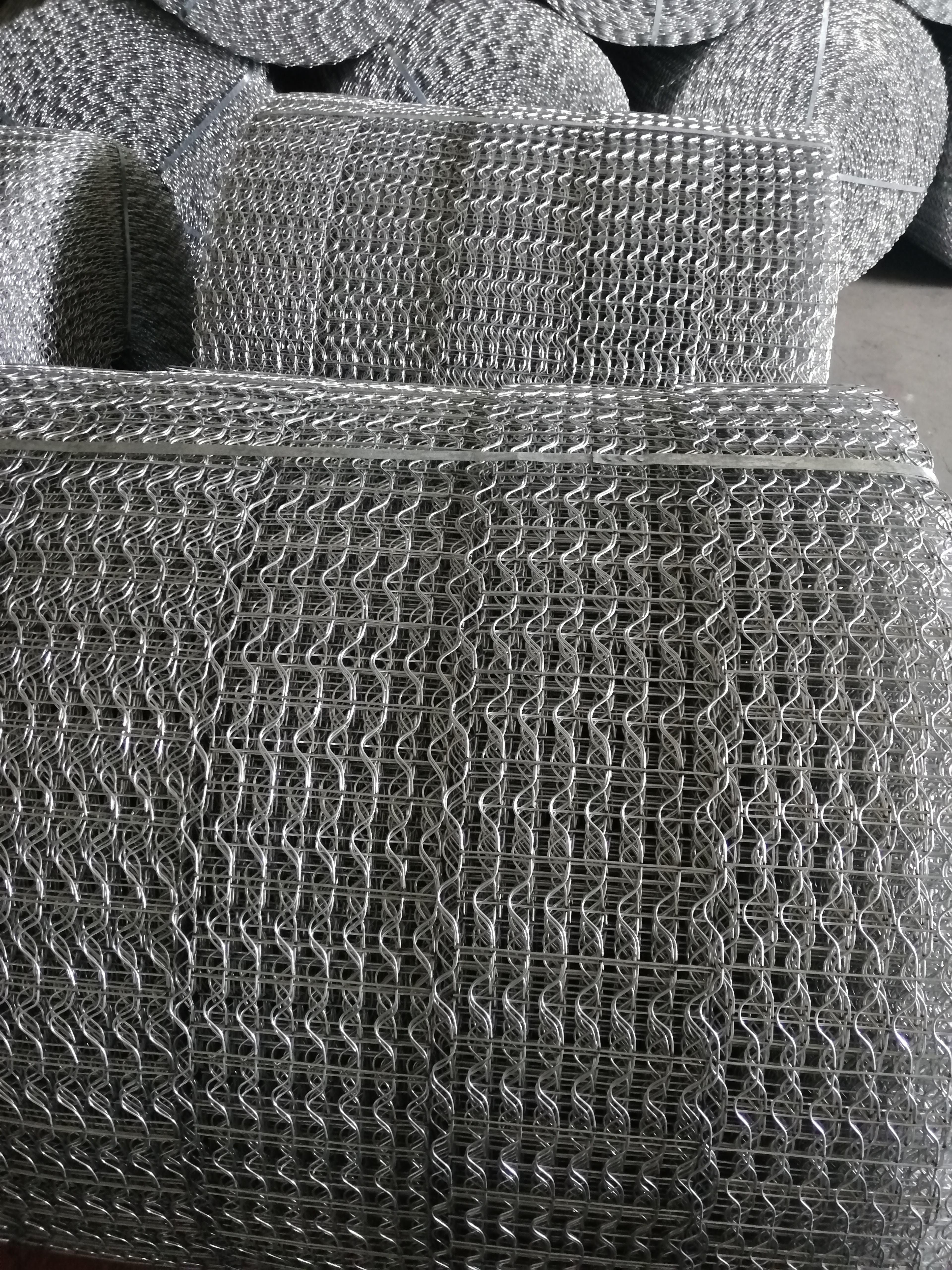 Concrete Weight Coating Mesh 2.4MM Welded Pipeline Steel Mesh In Rolls ...